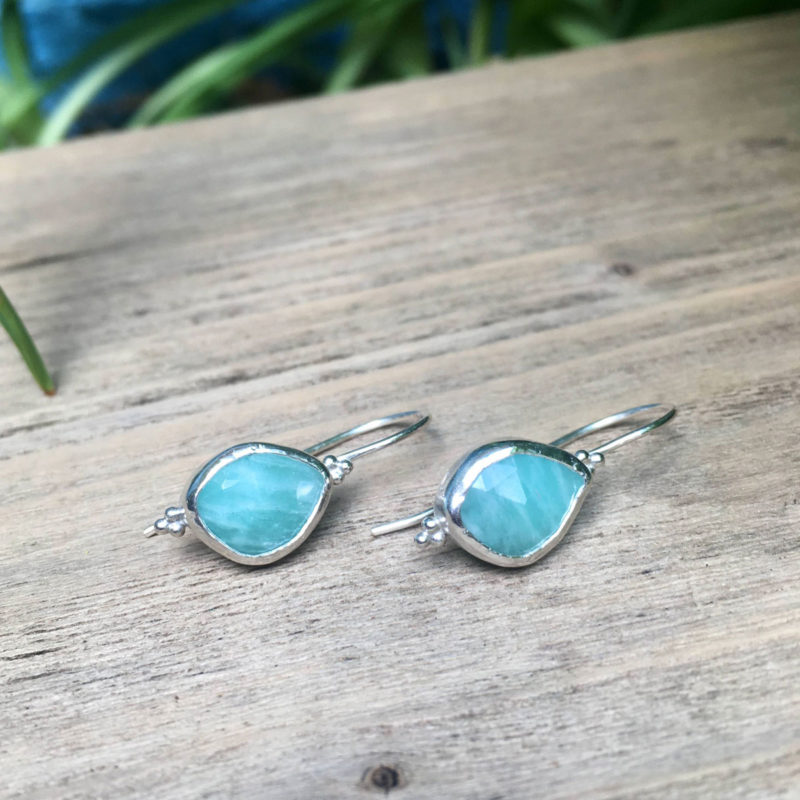 Les boucles d'oreilles CELINE - Robin