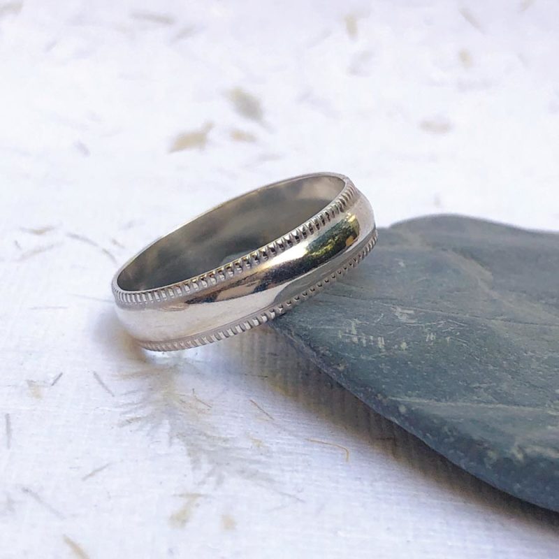 La bague NINO - Robin